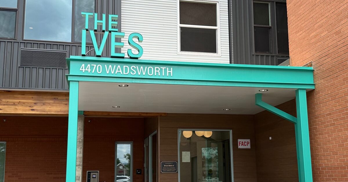 Residential Signage: Contemporary Condo Design Inspires Interior and ...